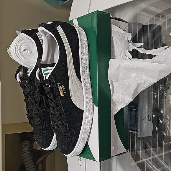 Puma | Shoes | Brand New In Box Puma Suede Classic Size 5 | Poshmark